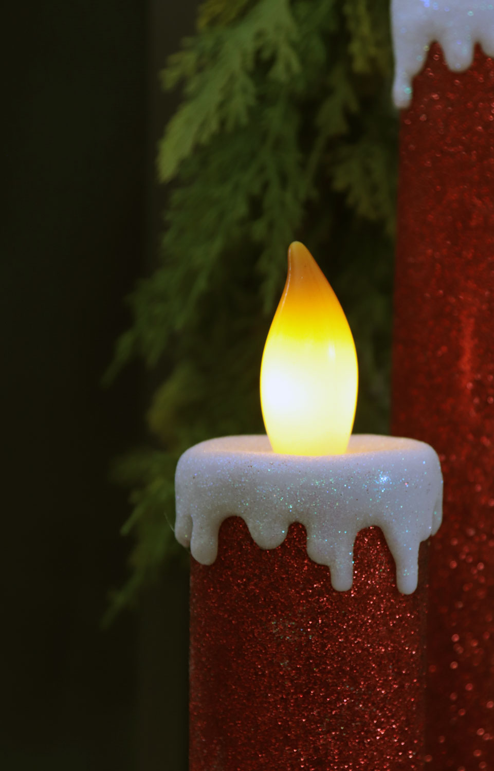 18 Inch Battery Operated Red Glitter Pillar With Fireglow Flame Effect