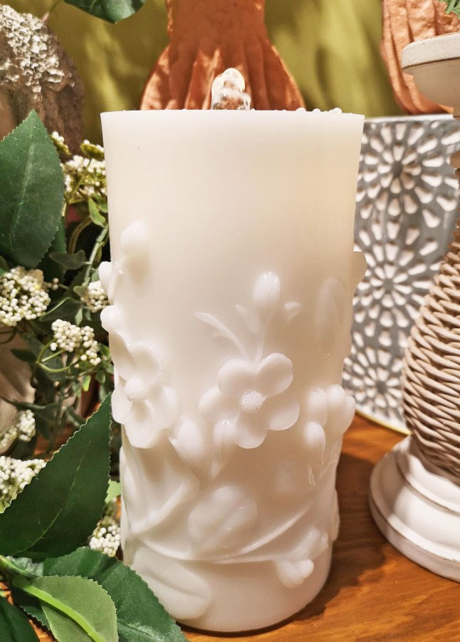White Wax With Jasmine Floral Design Aquaflame Fountain Candle - Remote ...