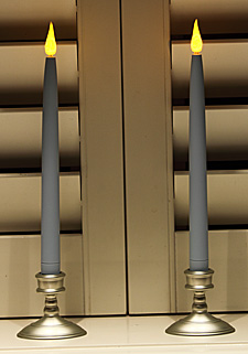 Flameless Taper Candles | Batteryoperatedcandles.net