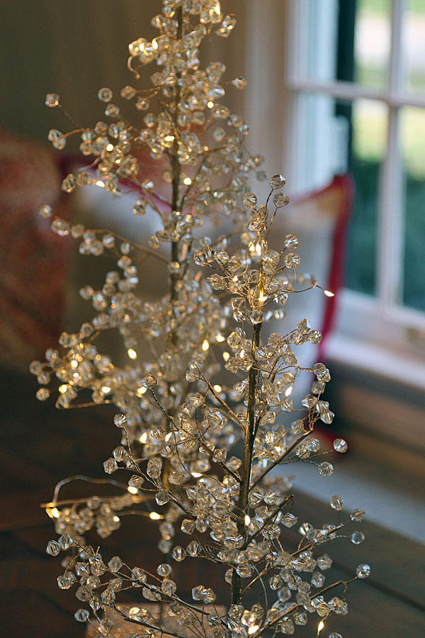 24 Inch Lighted Jeweled Acrylic Tree - 30 Lights