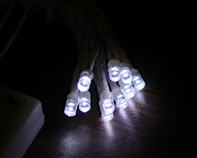 Battery String Light 7 Feet Long - 20 Bulbs - White Wire